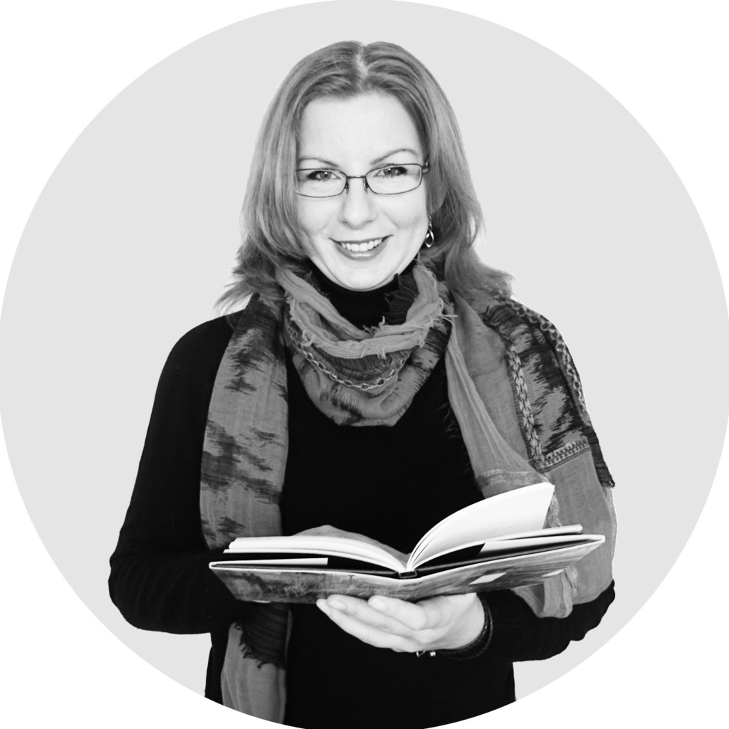 Maria Tumarkin - Übersetzerin, Texterin - SCHLEICHER-FARM.COM | XING