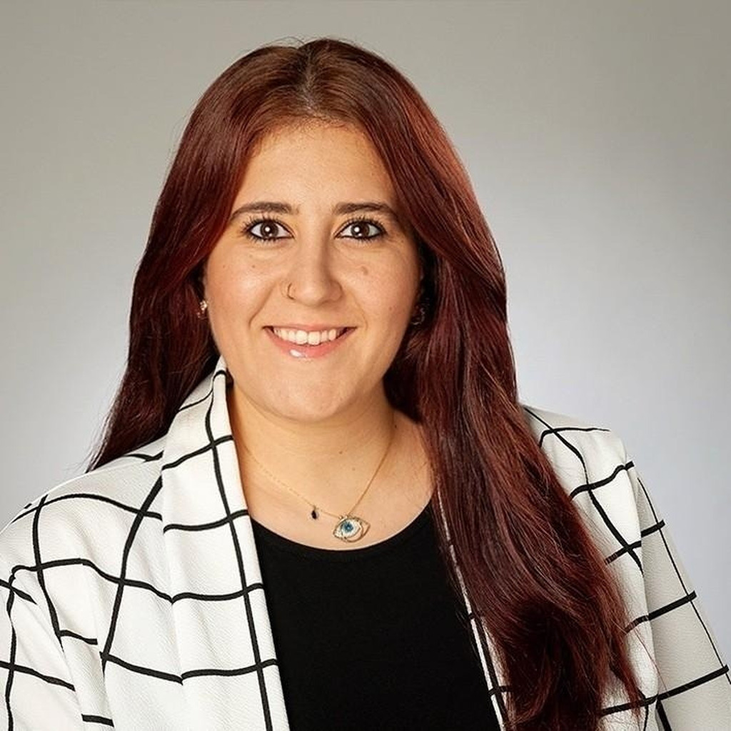 Ceylan Erdal - Assistent der Geschäftsleitung - awuka GmbH | XING