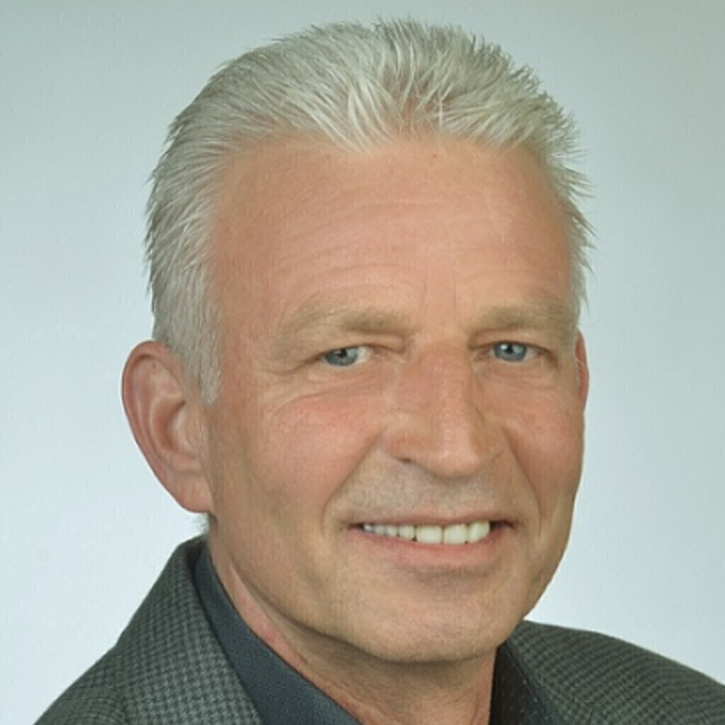 Michael Heckmann - Objektleiter Industrie Glas und Sonderreinigung - Dussmann Service ...