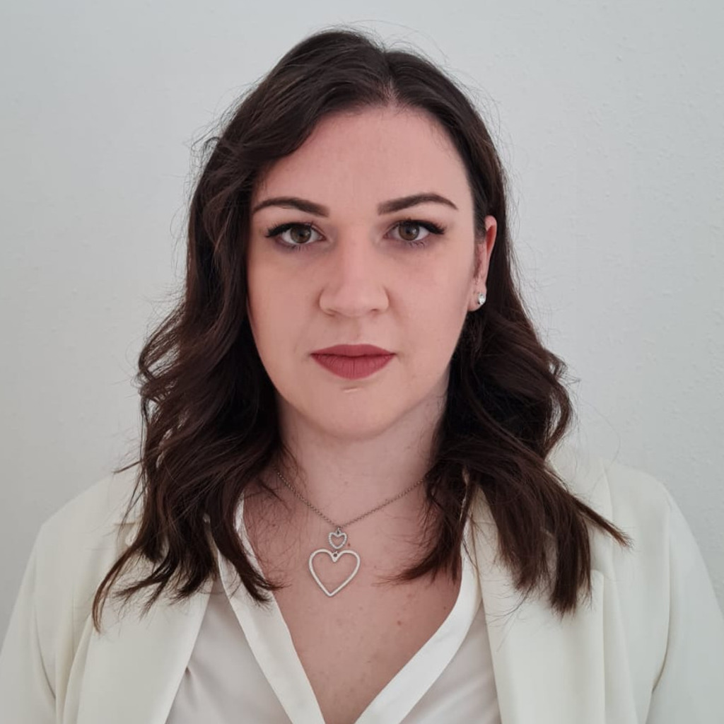 Aleksandra Avramovic - Rechtswissenschaften - Fakultät für Rechts-und ...