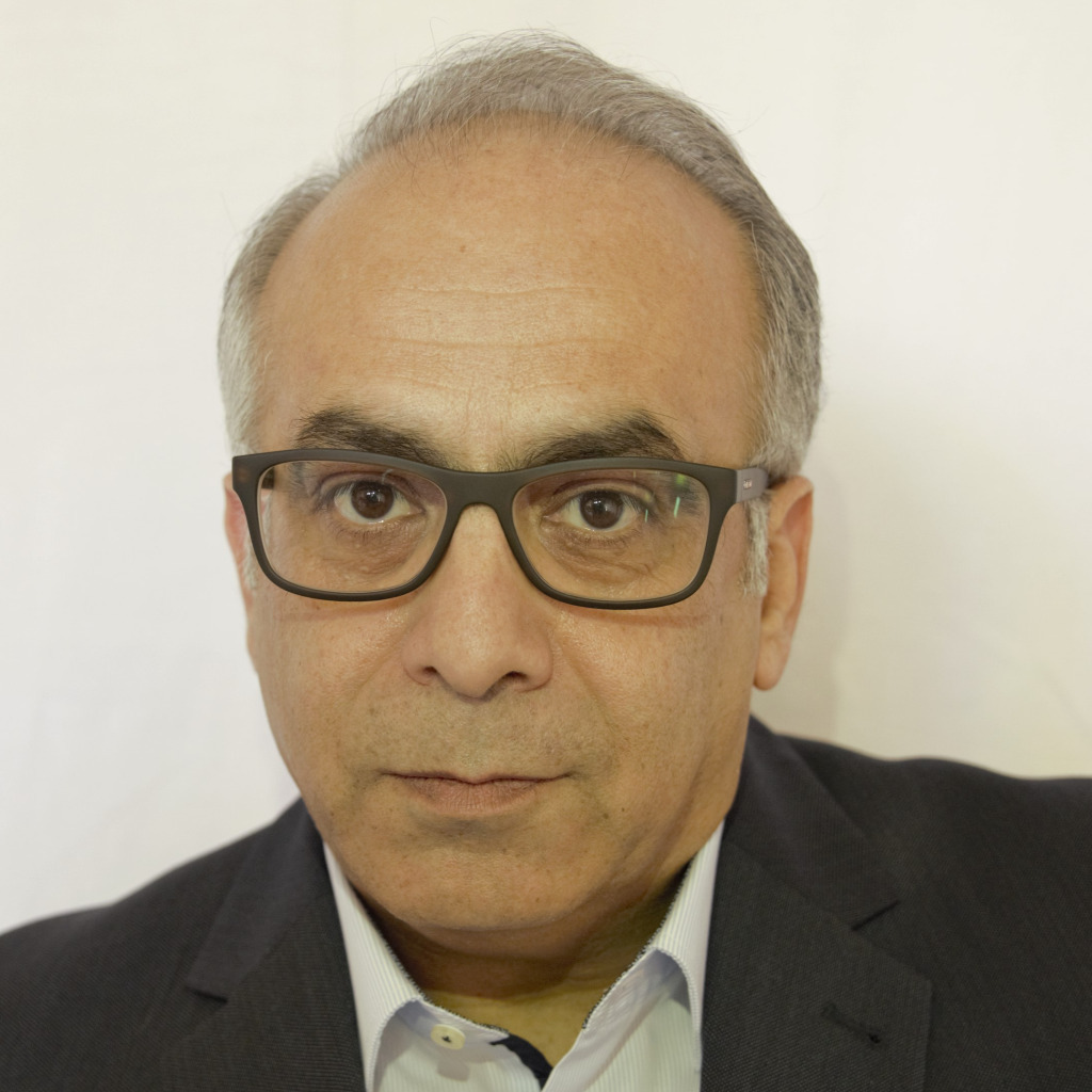 Soheil Moradi - IT Business Analyst & Developer - Tamron Europe GmbH | XING