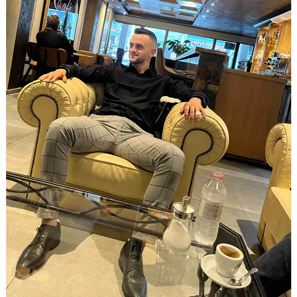 Kastriot Zeneli - Vertriebsmitarbeiter - Vodafone GmbH | XING