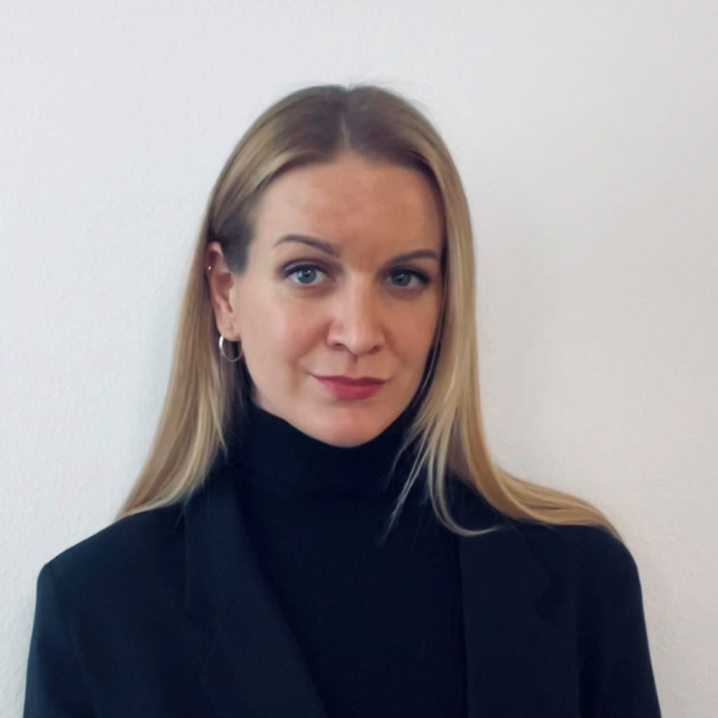 Judit Nagy - Project Manager - Becton Dickinson Management GmbH & Co ...