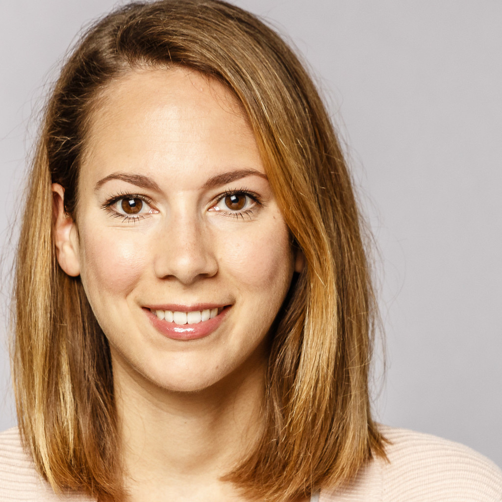 Stefanie Westermeier - Referentin Markenstrategie - DATEV eG | XING