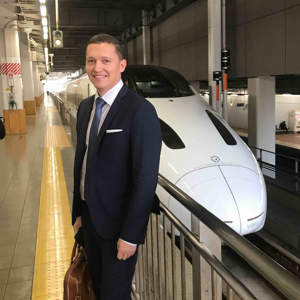 Anton Shkolnik - Sales Director - Schade Lagertechnik GmbH | XING