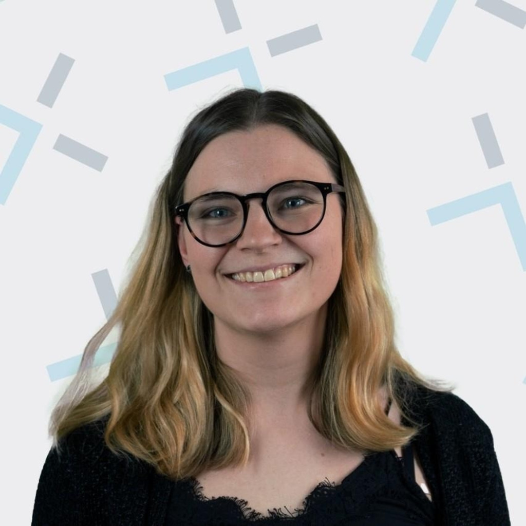 Julia Stern - Finanzen & Controlling - BURGER GROUP | XING