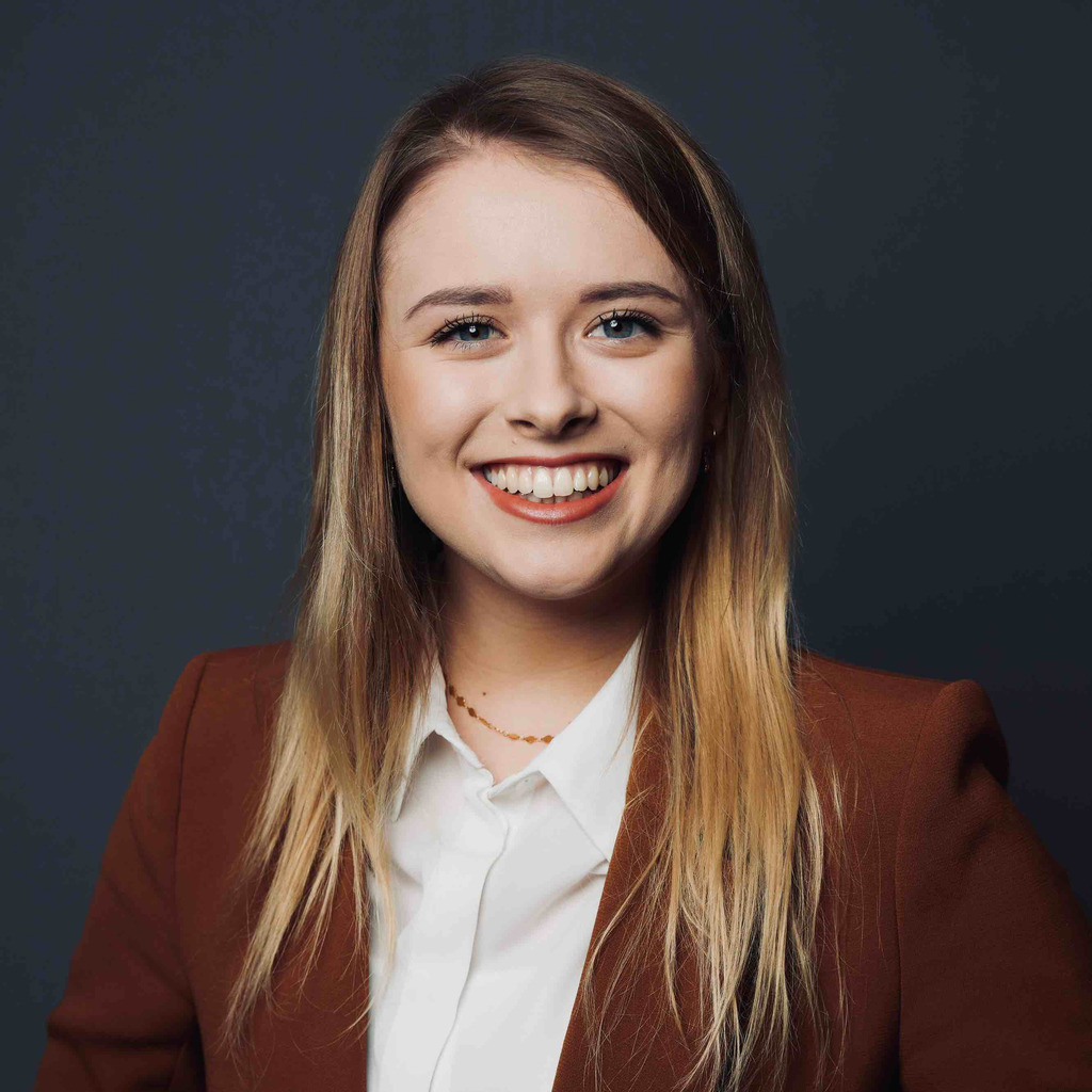 Lea Pfauser - Personalmarketing & Employer Branding - Flughafen ...