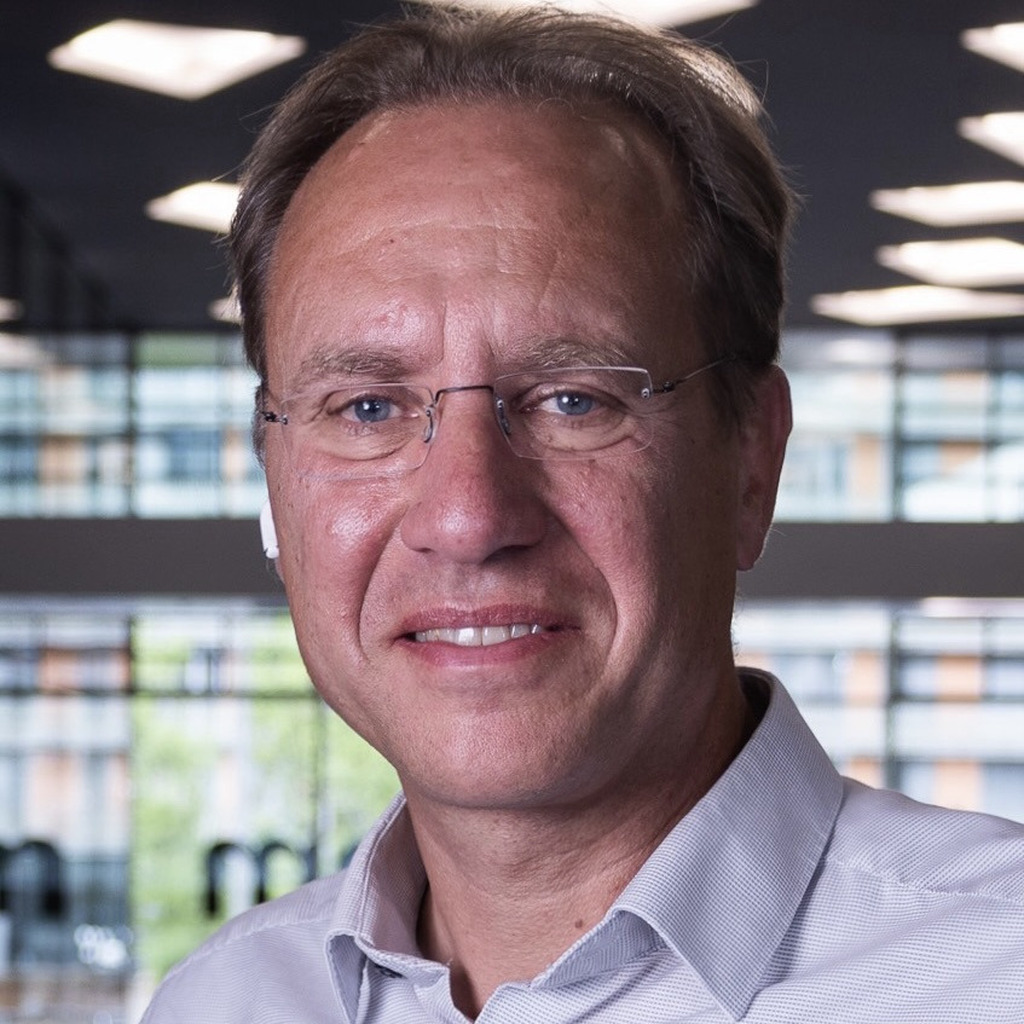 Matthias Frisch - Lead IT Service Provider Manager / SIAM - Migros ...