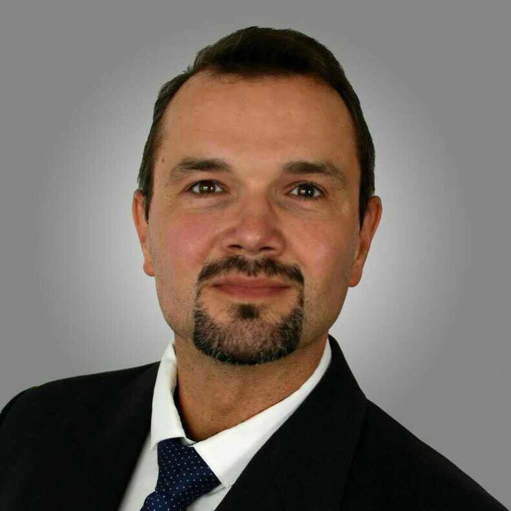 Adam Smiarowski - Director of Global Planning CoE - TE Connectivity ...