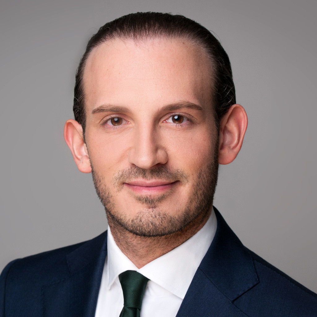 Rick Zeckai - Senior Manager | Prokurist - Financial Services ...