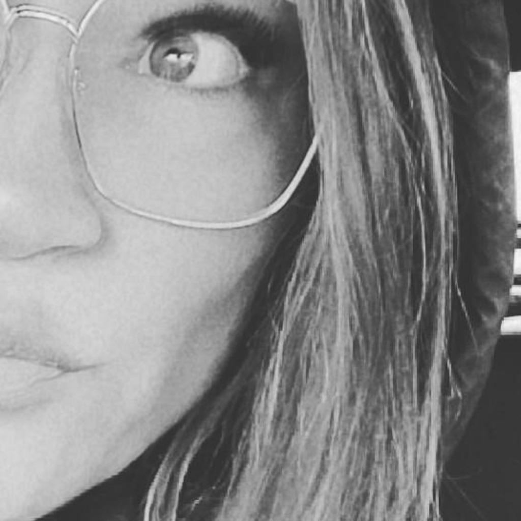 Jennifer Prahl - Schauwerbegestaltrin - Große Möbelbranche | XING