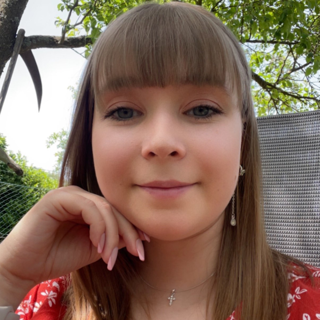 Lisa-Marie Wolf - Justizfachangestellte - Grundbuchzentralarchiv | XING Lisa-Marie Wolf - Justizfachangestellte - Grundbuchzentralarchiv | XING