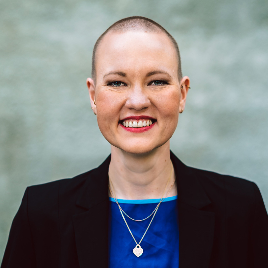 Laura Marie Maaß - Dozentin für Barrierefreie Kommunikation ...