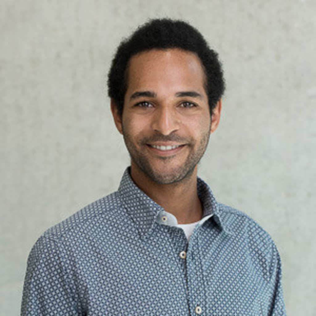 Samuel Jost - E-learning Manager - ZHAW School of Management and Law | XING