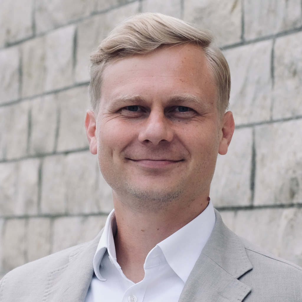 Robert Busch - Partner - b real estate Busch & Heger PartG mbB | XING