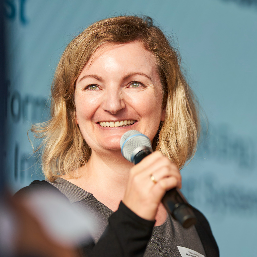 Michaela Baumgart - Ausbildungskoordination und Duales Studium - Rohde ...