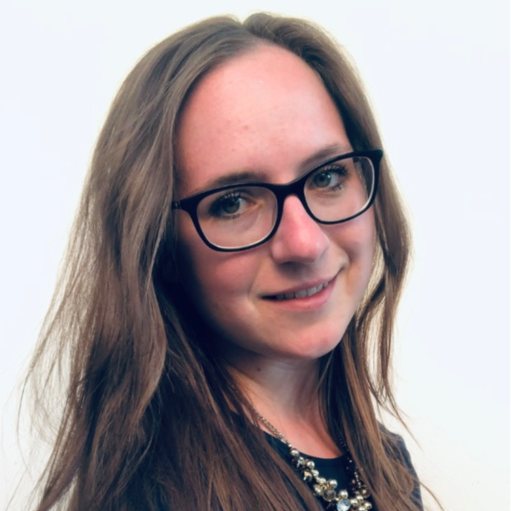 Laura Stange - Betriebswirtschaftslehre / Business Administration - FOM ...