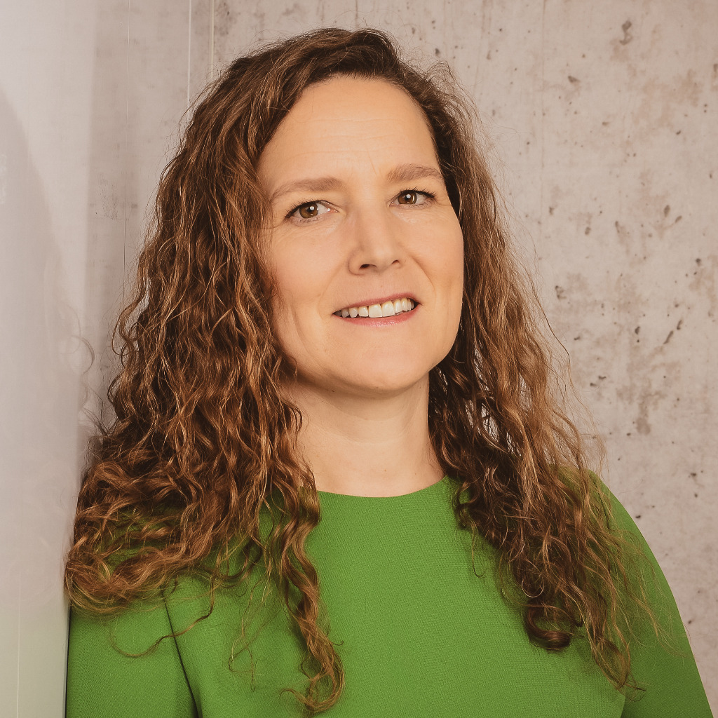 Steffi Siemer - Ausbildung HR Generalist mit Projektmanagement - IU ...