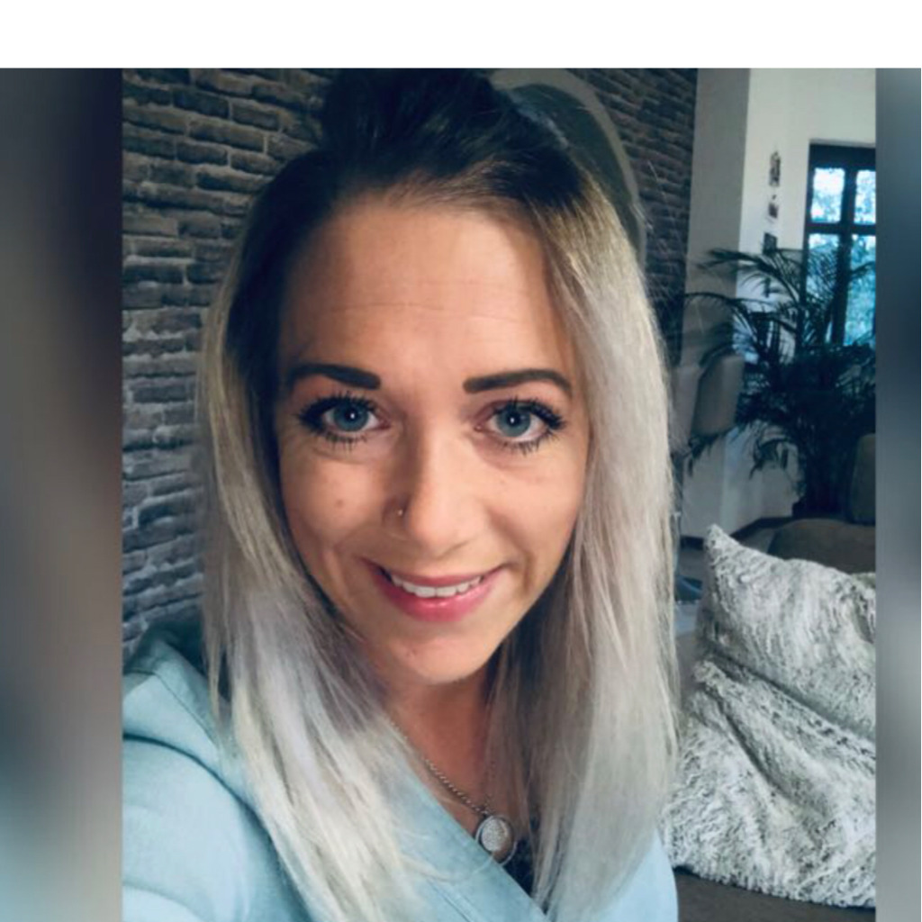 Sarah Clemens - Bilanzbuchhalterin - Viessmann Group | XING