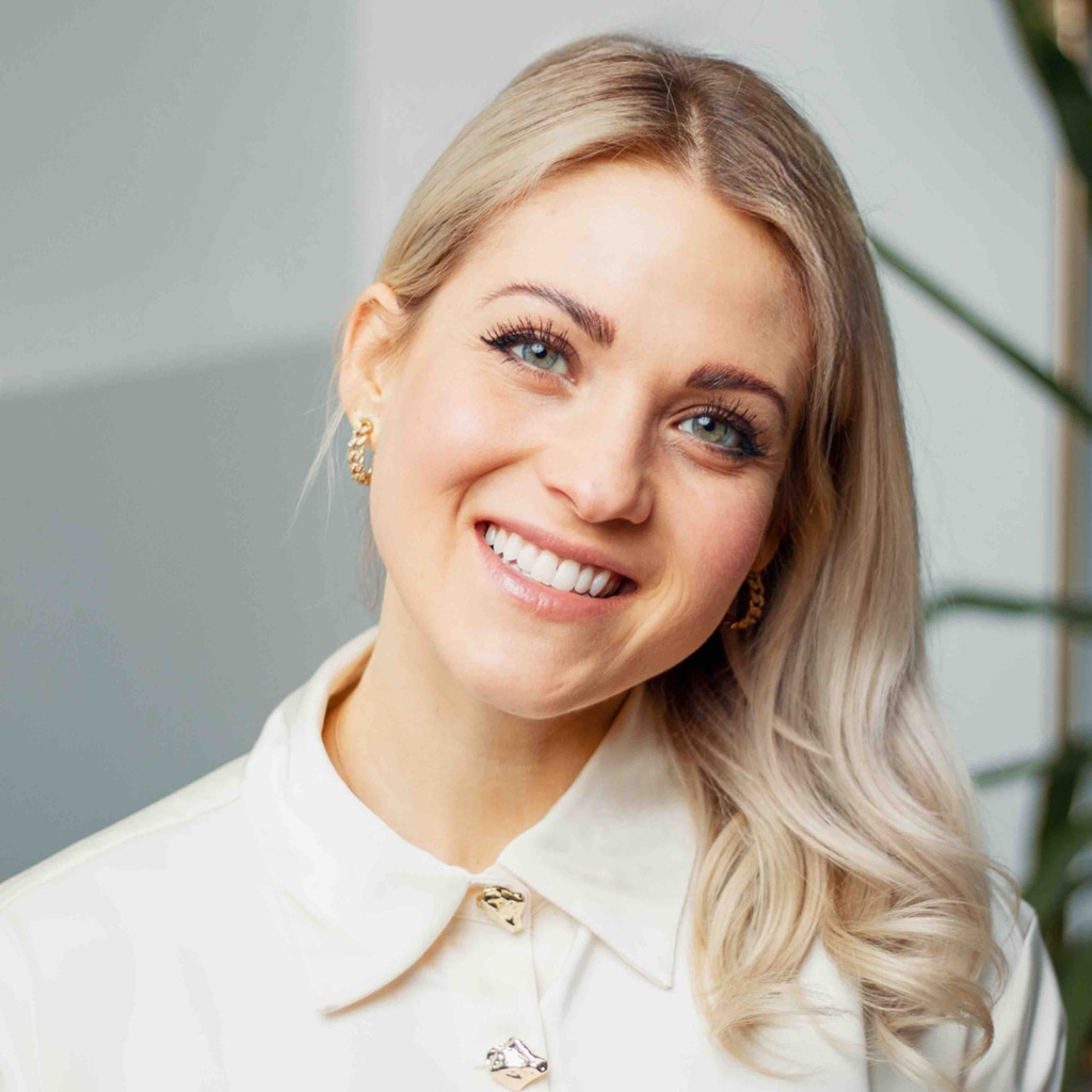 Renate Weber - Leitung Marketing - BSG Bildungsinstitut für Soziales ...