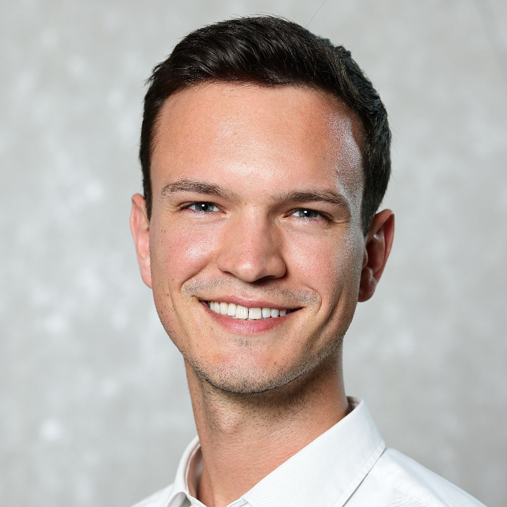 Lucas Schmidt - Senior Finance Advisor Trading & Supply - Shell plc | XING