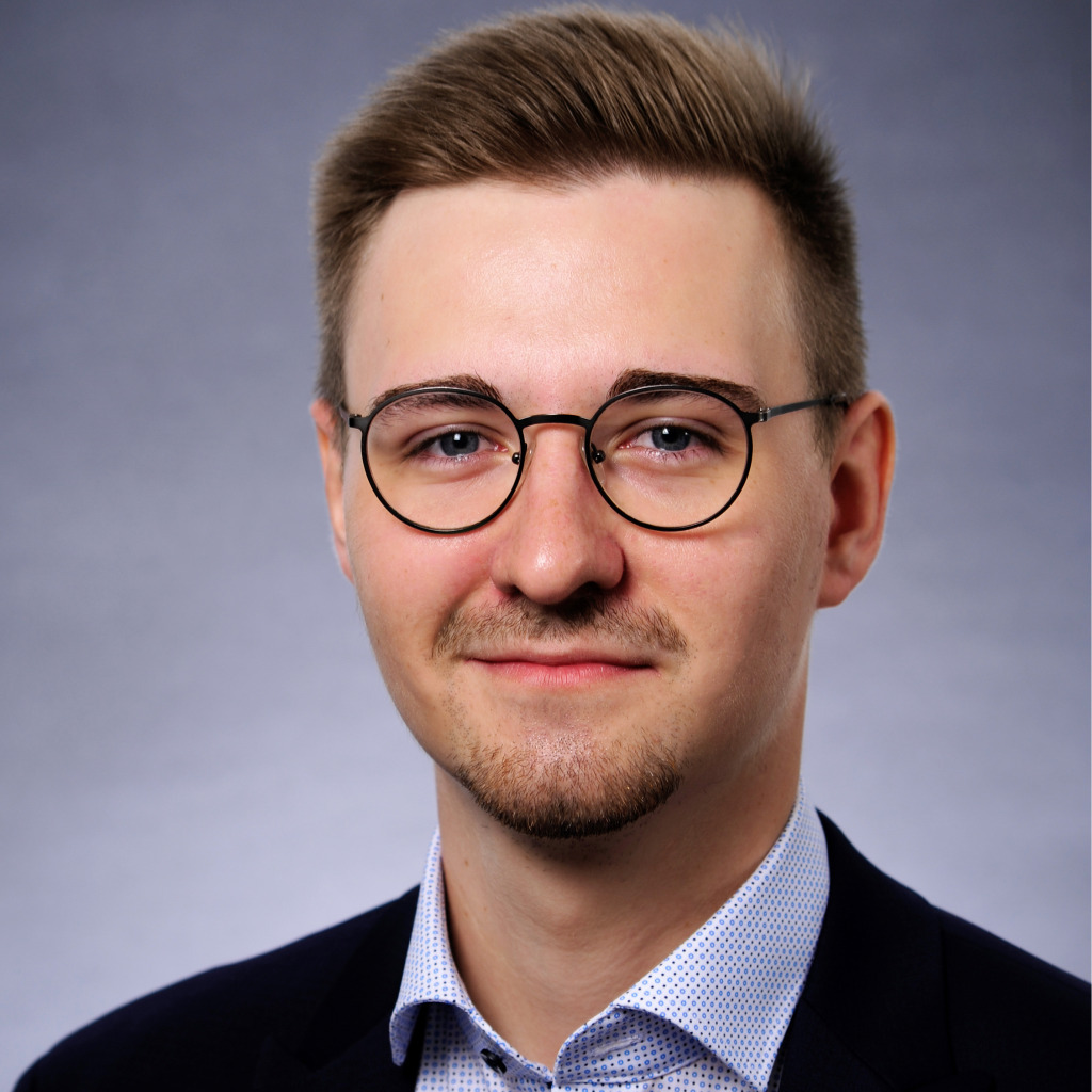Alexander Huber - Wirtschaftsrecht - IUBH Internationale Hochschule | XING
