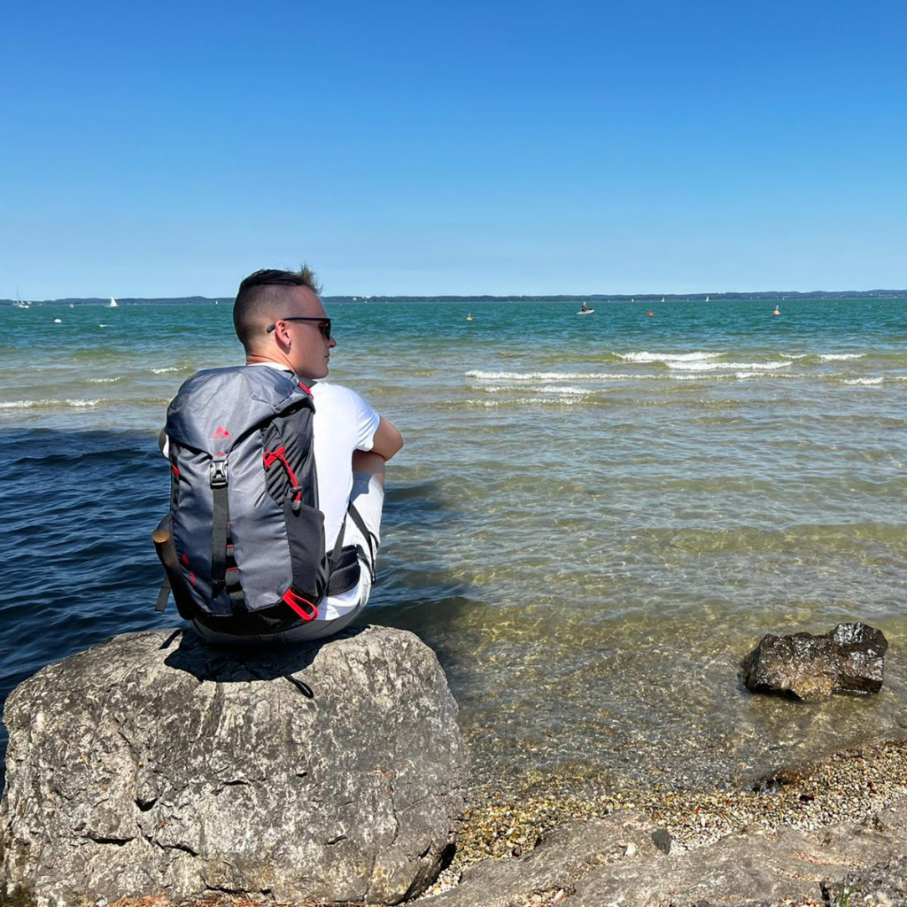 Daniel Reitz - Amazon Business ECR Specialist II - Amazon Germany SE ...