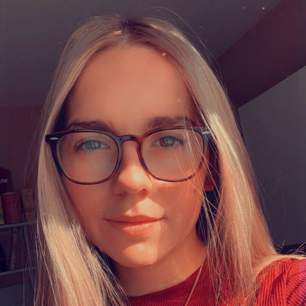 Marie Mosch - Augenoptikerin - Neusehland Hartmann GmbH & Co. KG | XING