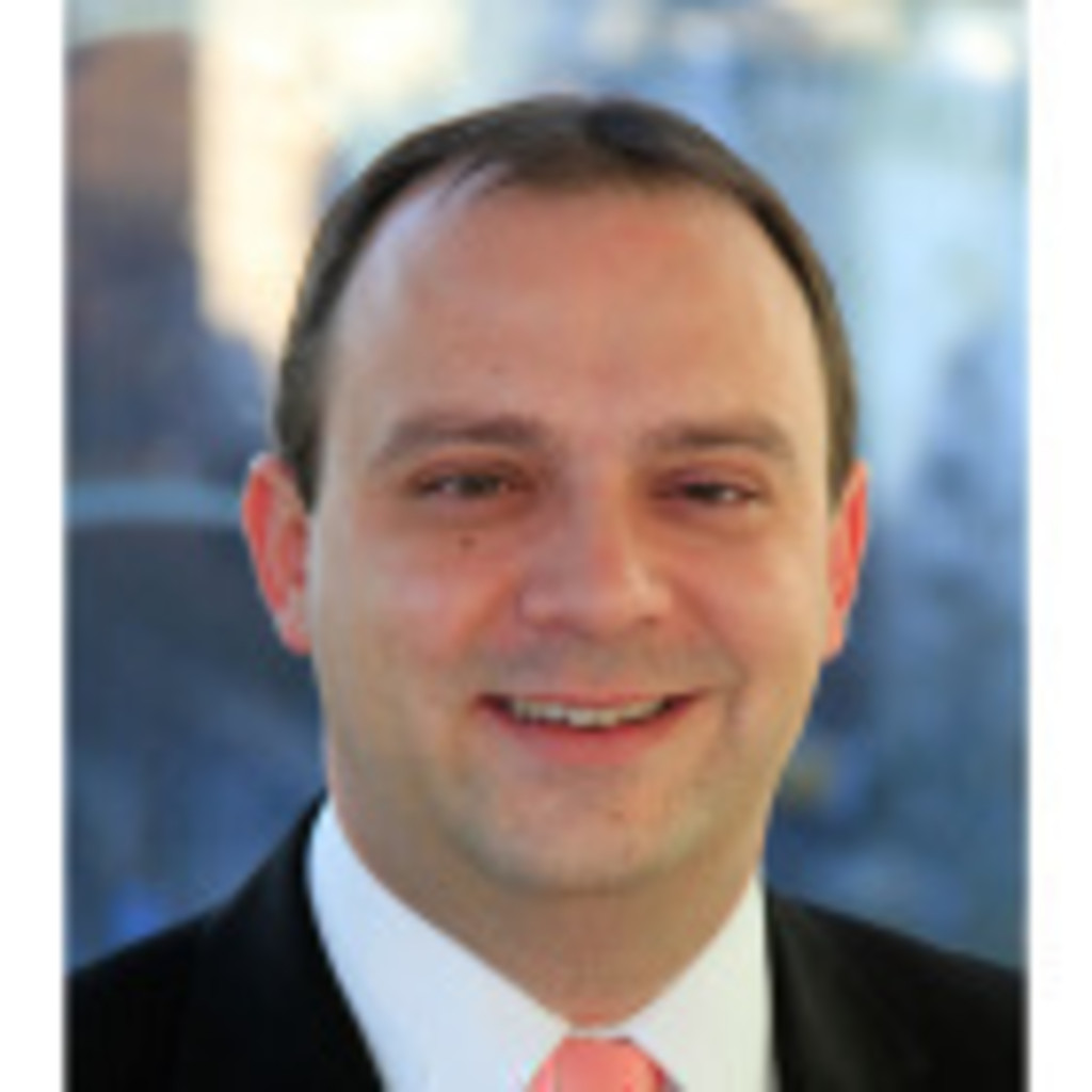 Robert Fröhlich - Leiter Sales & Customer Performance - UNIQA Insurance ...