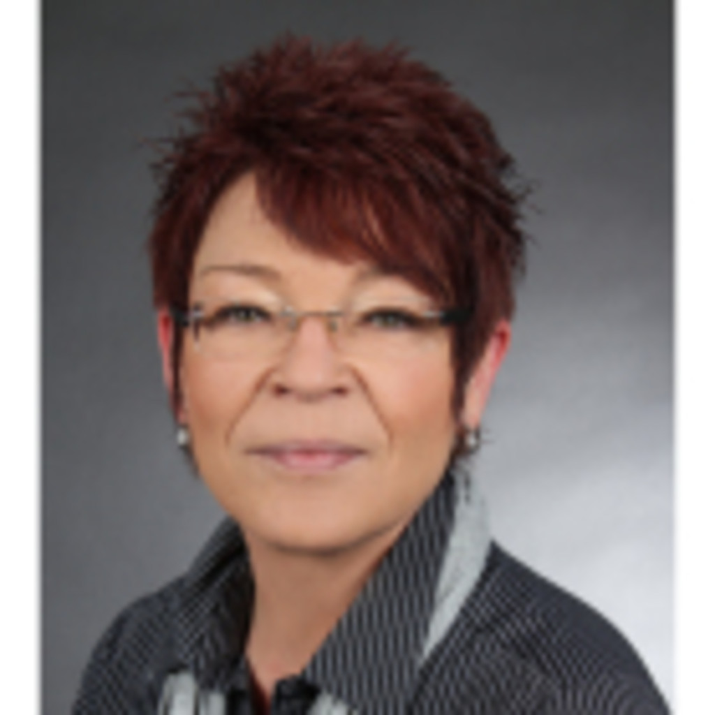 Andrea Pelzer - Verkäuferin - Hertie GmbH | XING