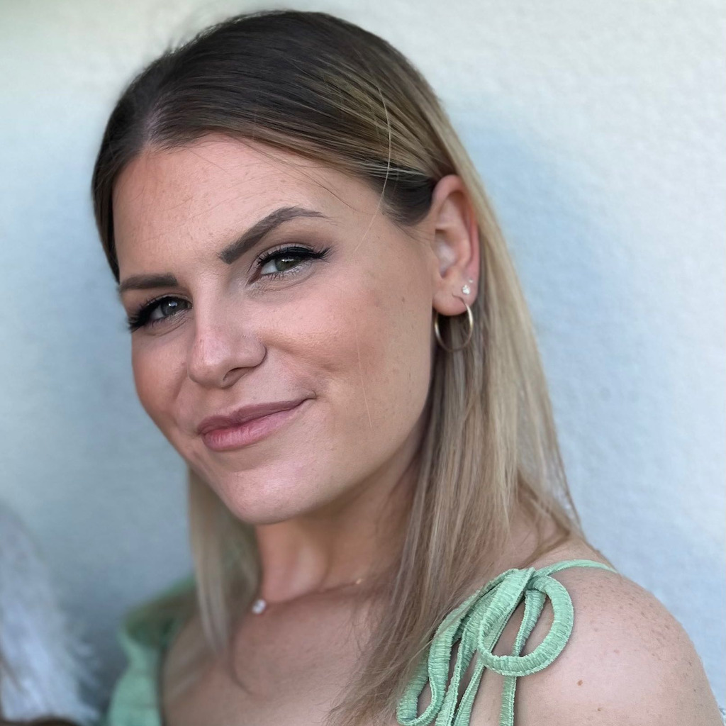 Victoria Ziolkowski - Mobility Management - Zürich Versicherungs ...