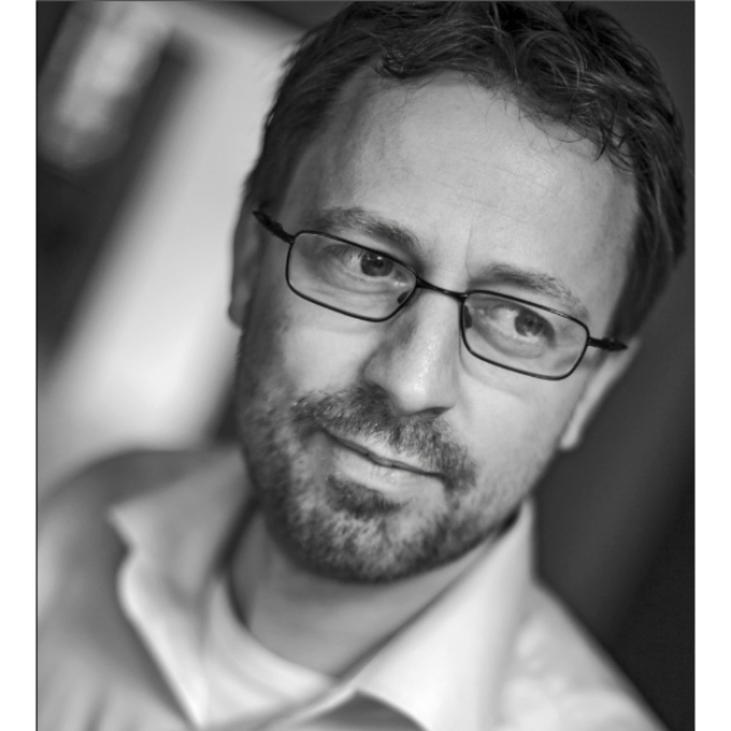 Sandro van Es - Schulleiter - Modern Music School Düsseldorf | XING