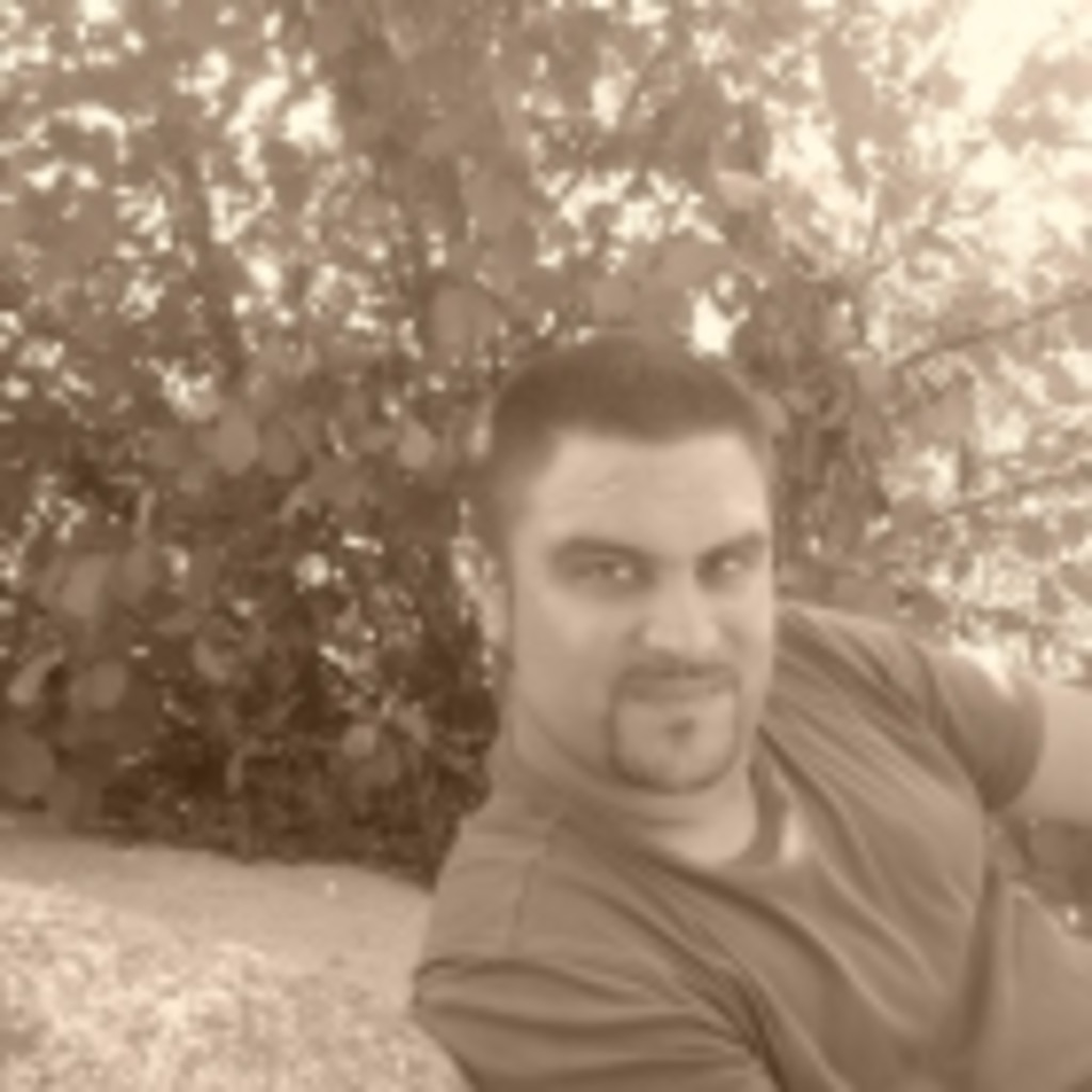 Tom Faulhaber - Geschäftsführer - IST-Farbenraum | XING