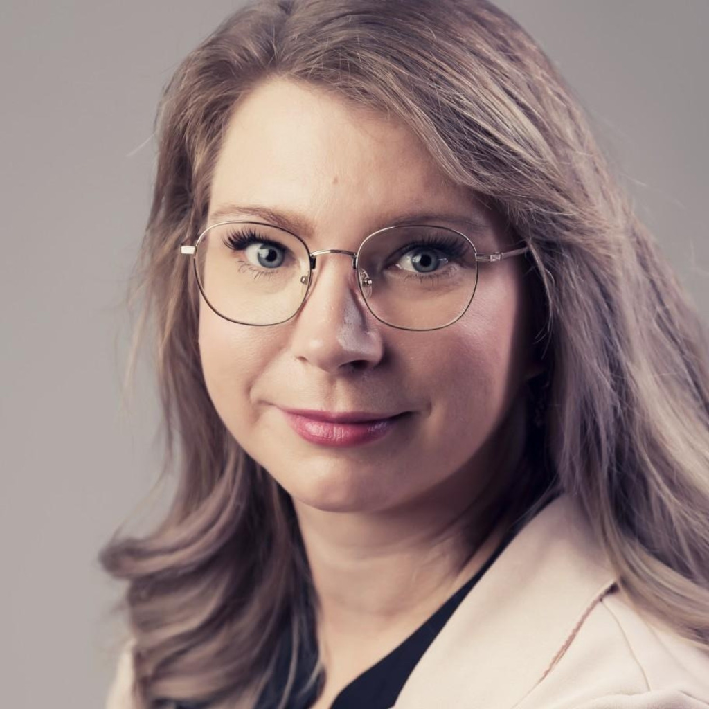 Alexandra Burkhardt - Trade Compliance Spezialist - HBK – Hottinger ...