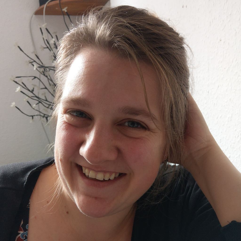 Jennifer Benz's Instagram, Twitter & Facebook on IDCrawl