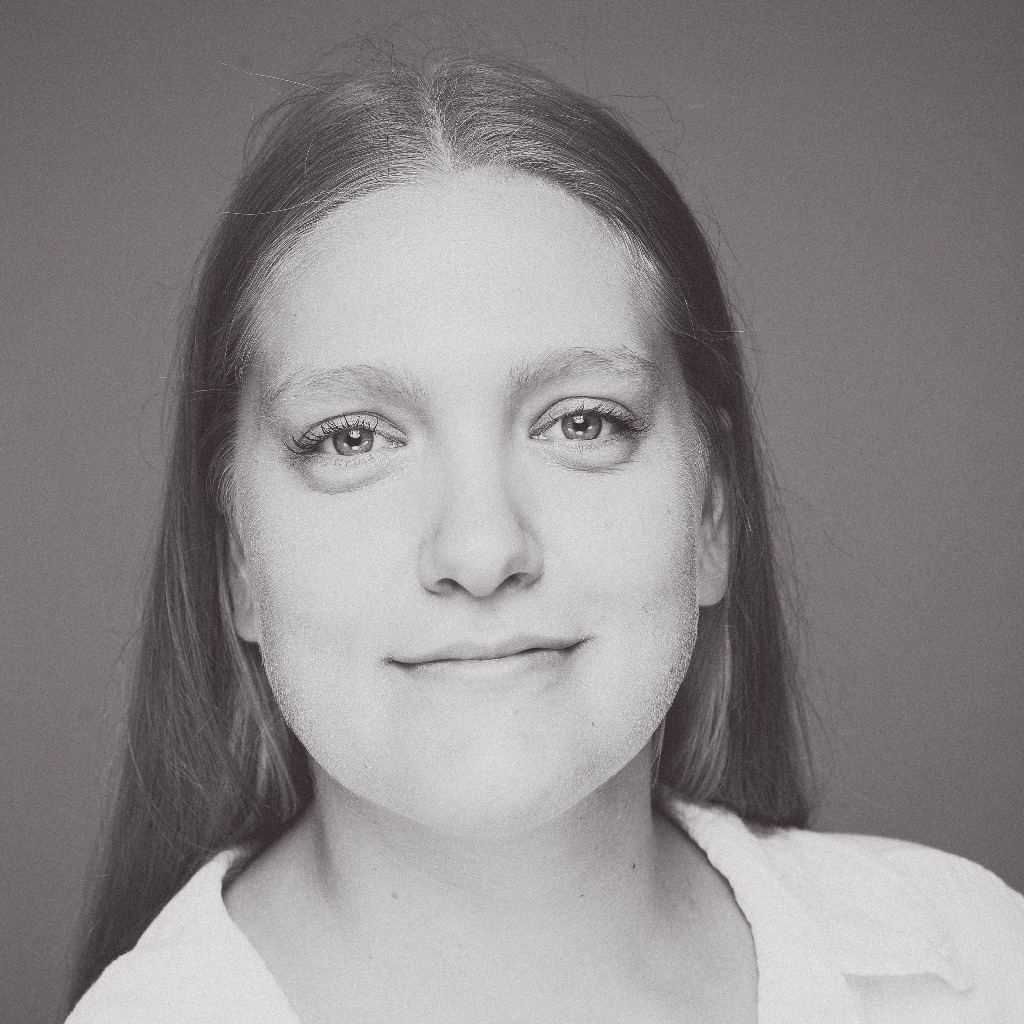 Lisa Scheffler's Instagram, Twitter & Facebook on IDCrawl