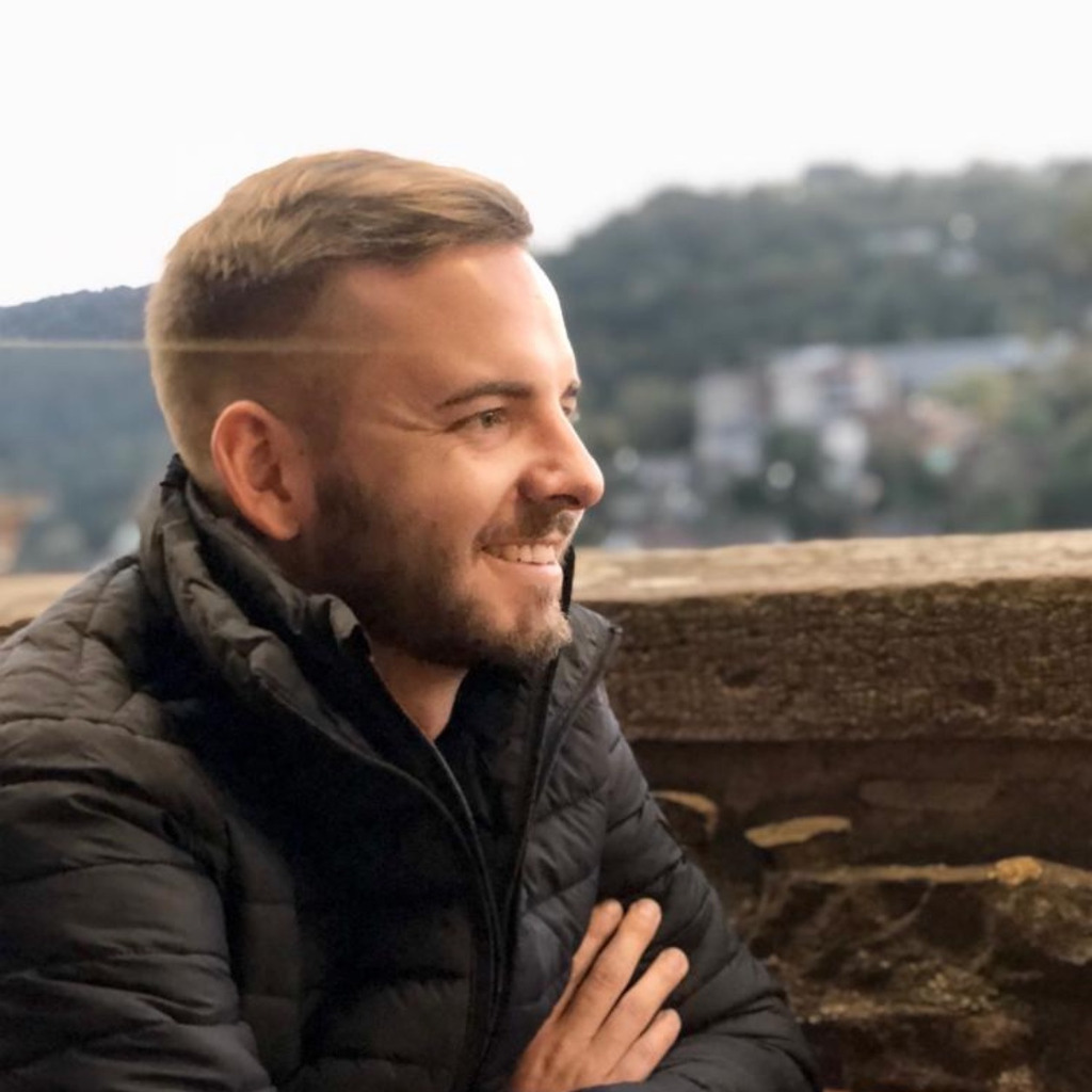 Tobias Roth - Industriemechaniker - PINK GmbH Vakuumtechnik | XING