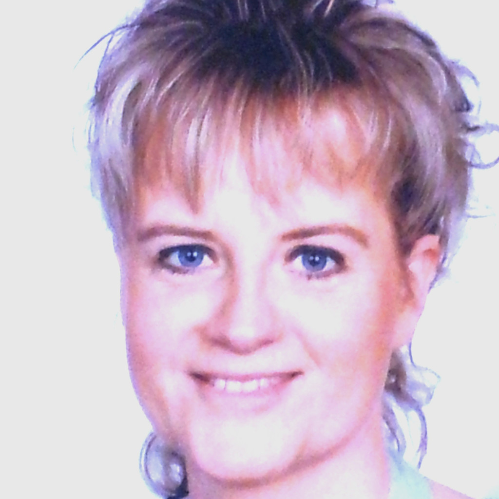 Sandra Düfeld - Leitung Governance - DienstleistungsCenter Halle GmbH ...