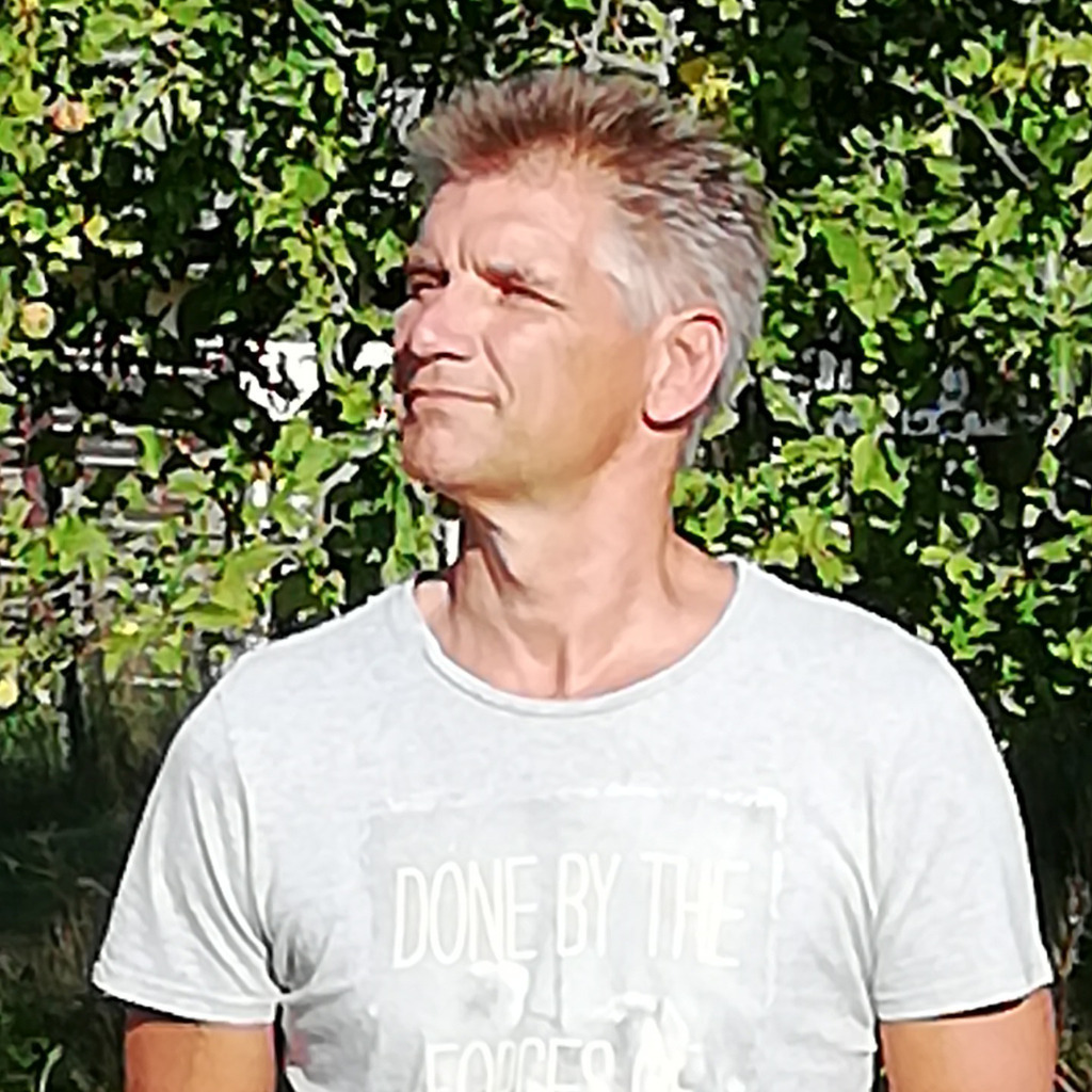 Alexander Kirschweng - Geschäftsführer - FiNSK | XING