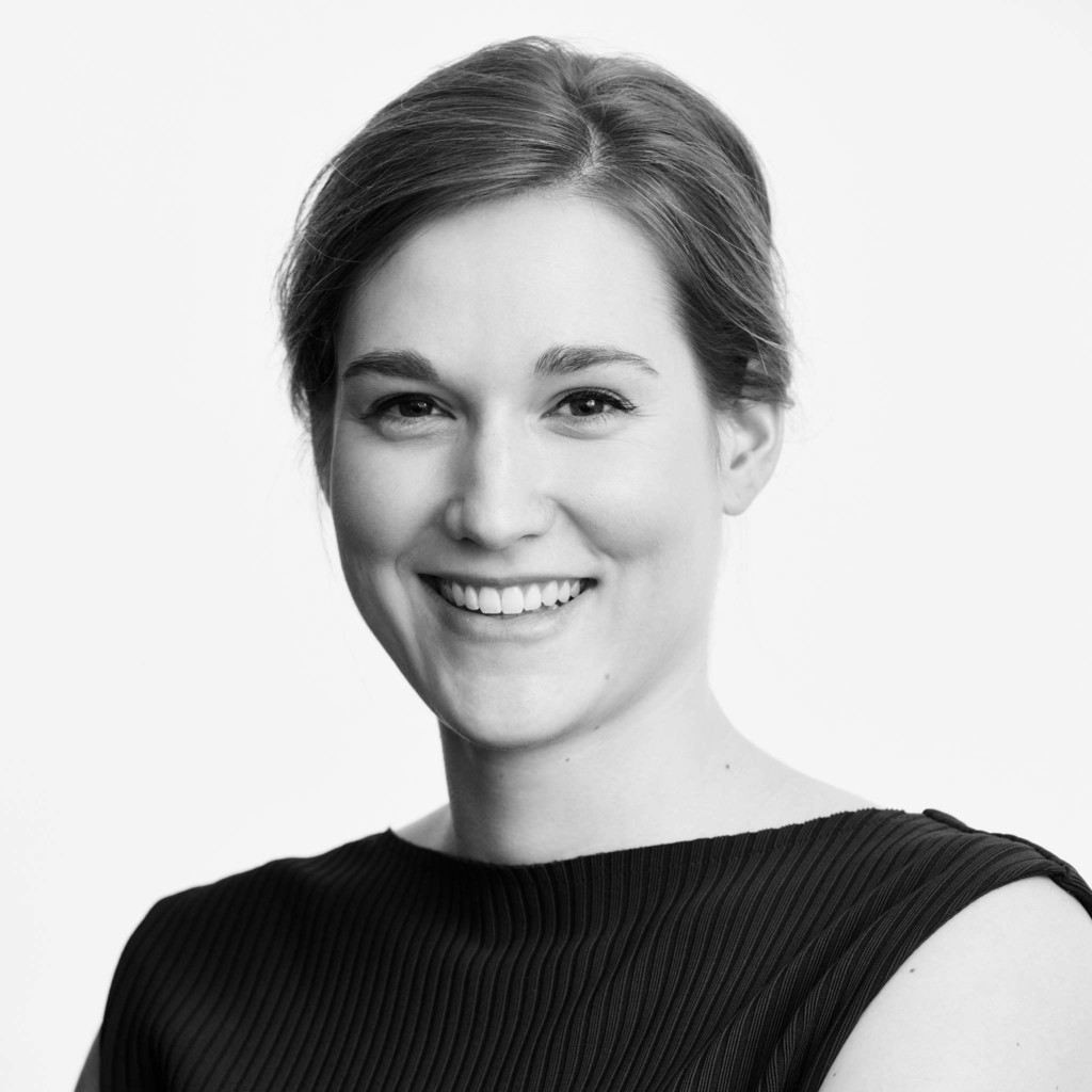 Anne Wahl-Pozeg - Senior Vice President Communications Northern Europe ...