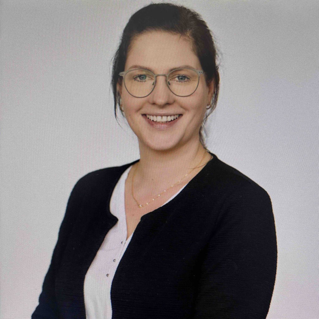 Sandra Ressel - Geprüfte Rechtsfachwirtin - REDEKER SELLNER DAHS ...