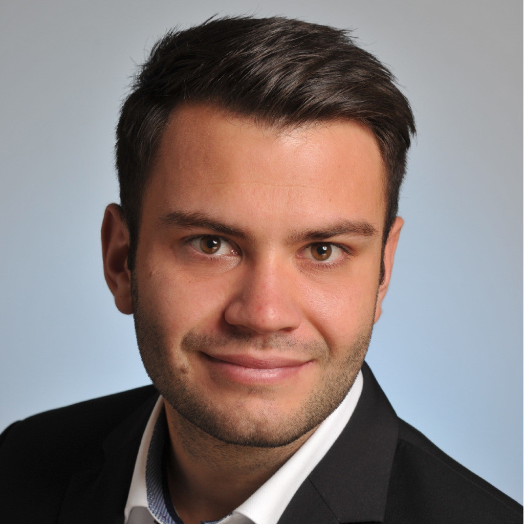 Raphael Weber - Produktkalkulator - Porsche AG | XING