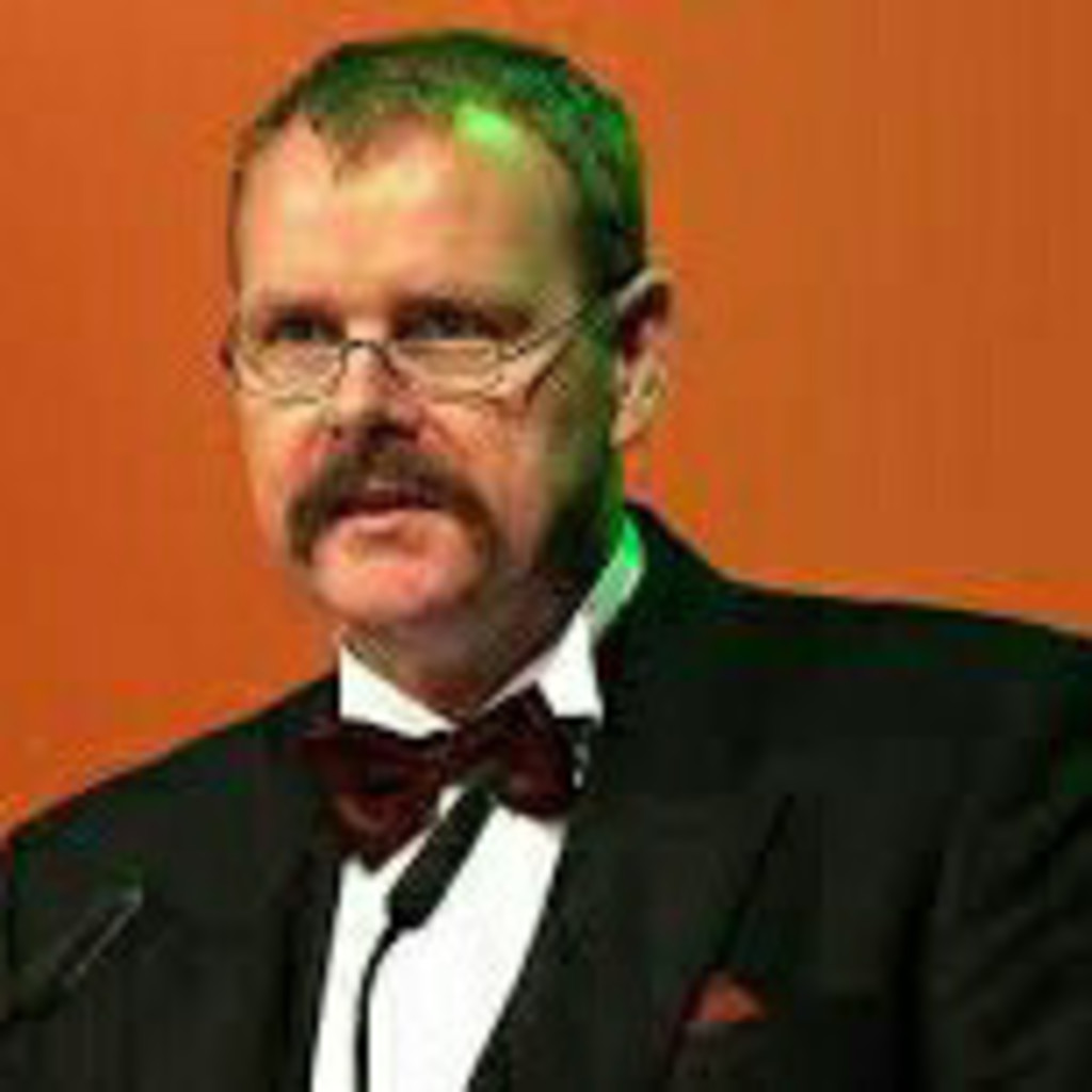 Uwe Gasch - Geschäftsführer / Gesellschafter - Autocenter Leipzig ...