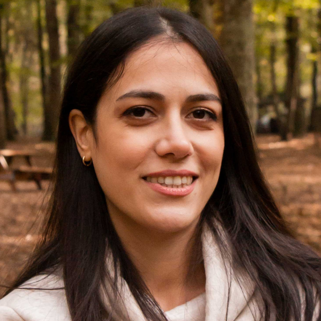 Arezoo Amini - Graphic Designer - Sample Digital Lab | XING