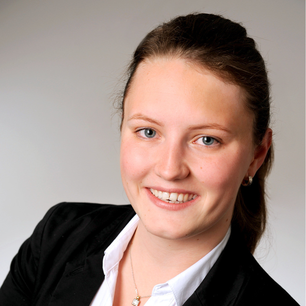 Julia Höll - Project Management Office - KNAPP AG | XING