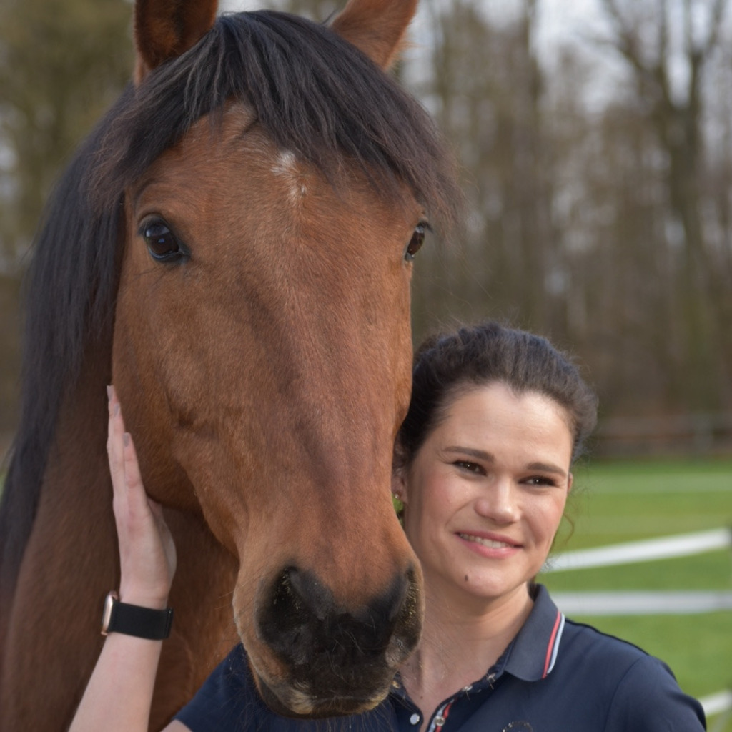 Josephina Lenting - Pferdewirtschaftsmeisterin, Mobile Reitlehrerin ...