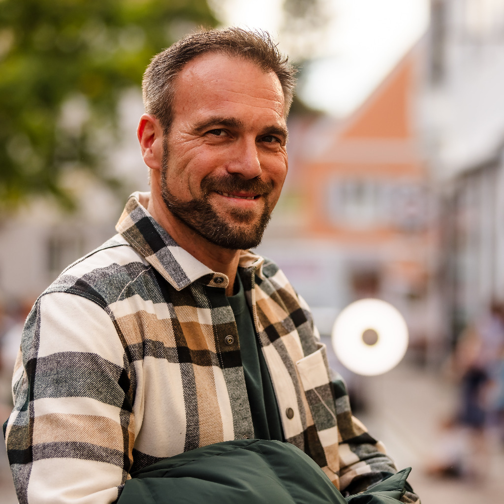 Benjamin Brandl - Verkaufsleitung - Gruma Nutzfahrzeuge GmbH ...