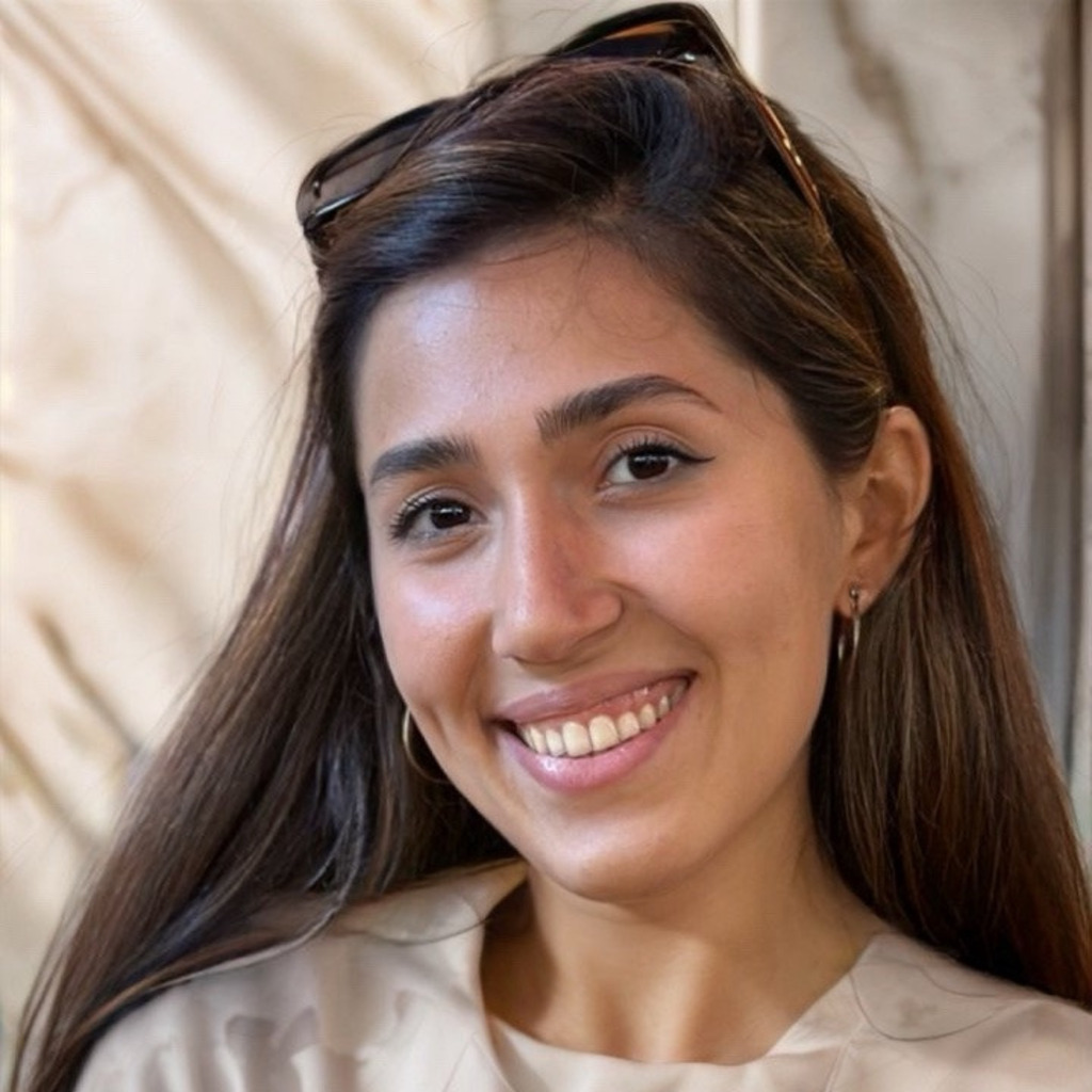 Sara Foroughi - Werkstudent - Unternehmensgruppe LUDWIG FREYTAG | XING