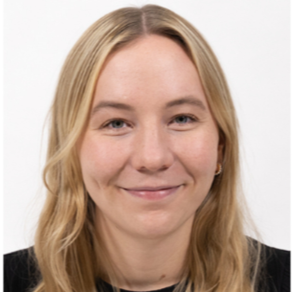 Lena Stoever - Werkstudentin - hmmh multimediahaus AG | XING