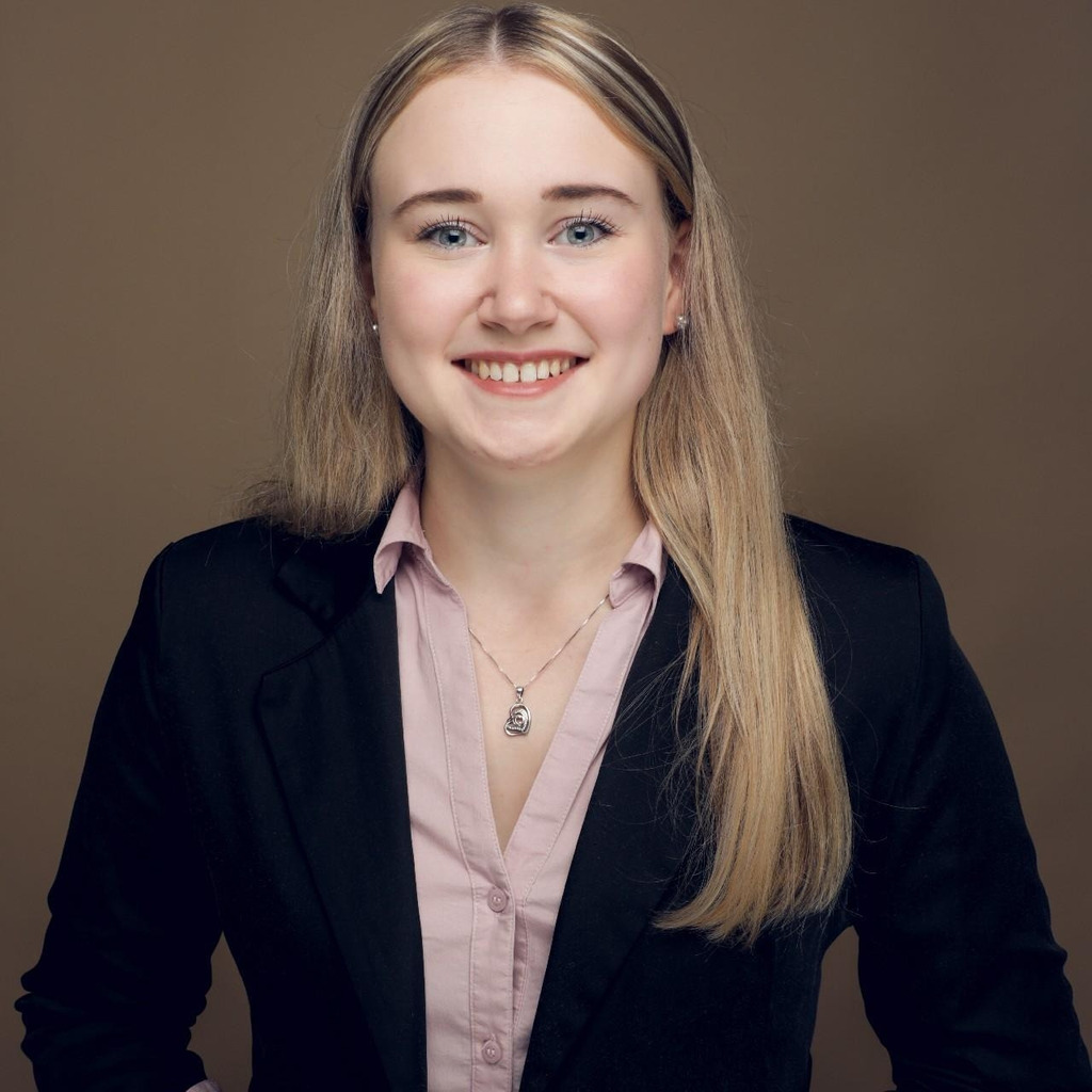 Nina Simka - Einkäuferin - fuma-Bautec GmbH & Co. KG | XING